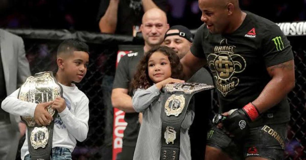 derrick lewis Kids - silentnews.org