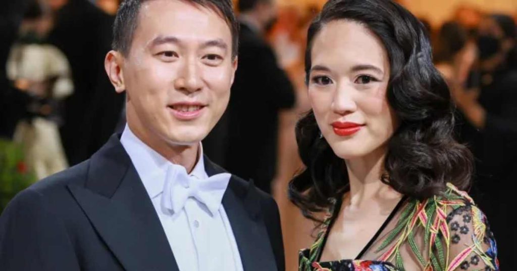 Meet Vivian Kao: TikTok's CEO Shou Zi Chew Wife - silentnews.org